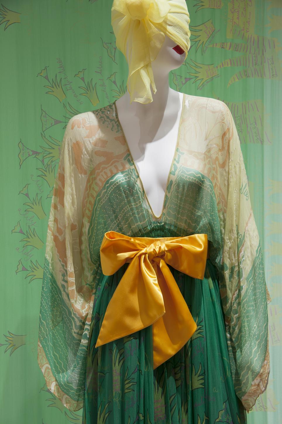 Zandra Rhodes | MassArt Art Museum